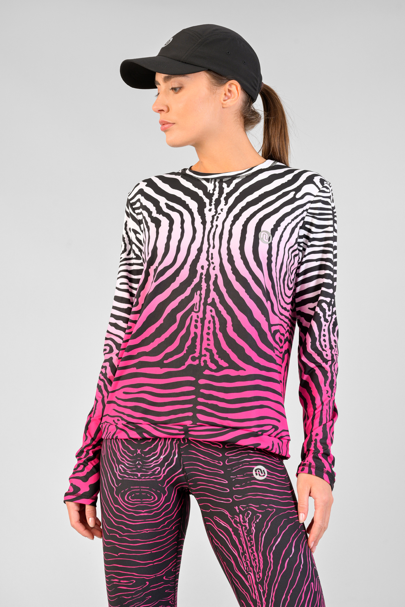 Basic sweatshirt Zebra Ombre Pink - Nessi Sportswear